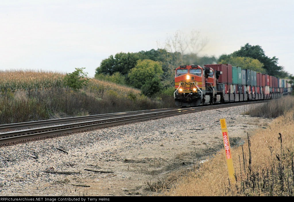 BNSF 4734